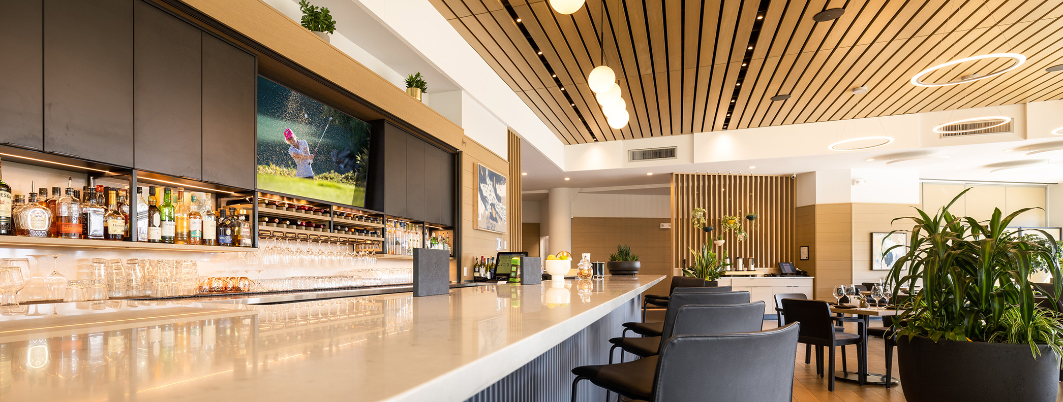 Table Nineteen at Olympic View in Victoria - Vancouver Island ...